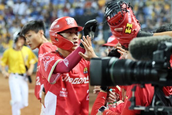 生日首打席敲安打擊率飆0.385 郭天信當爸爸後「結」打開了 - Go Baseball 夠棒網